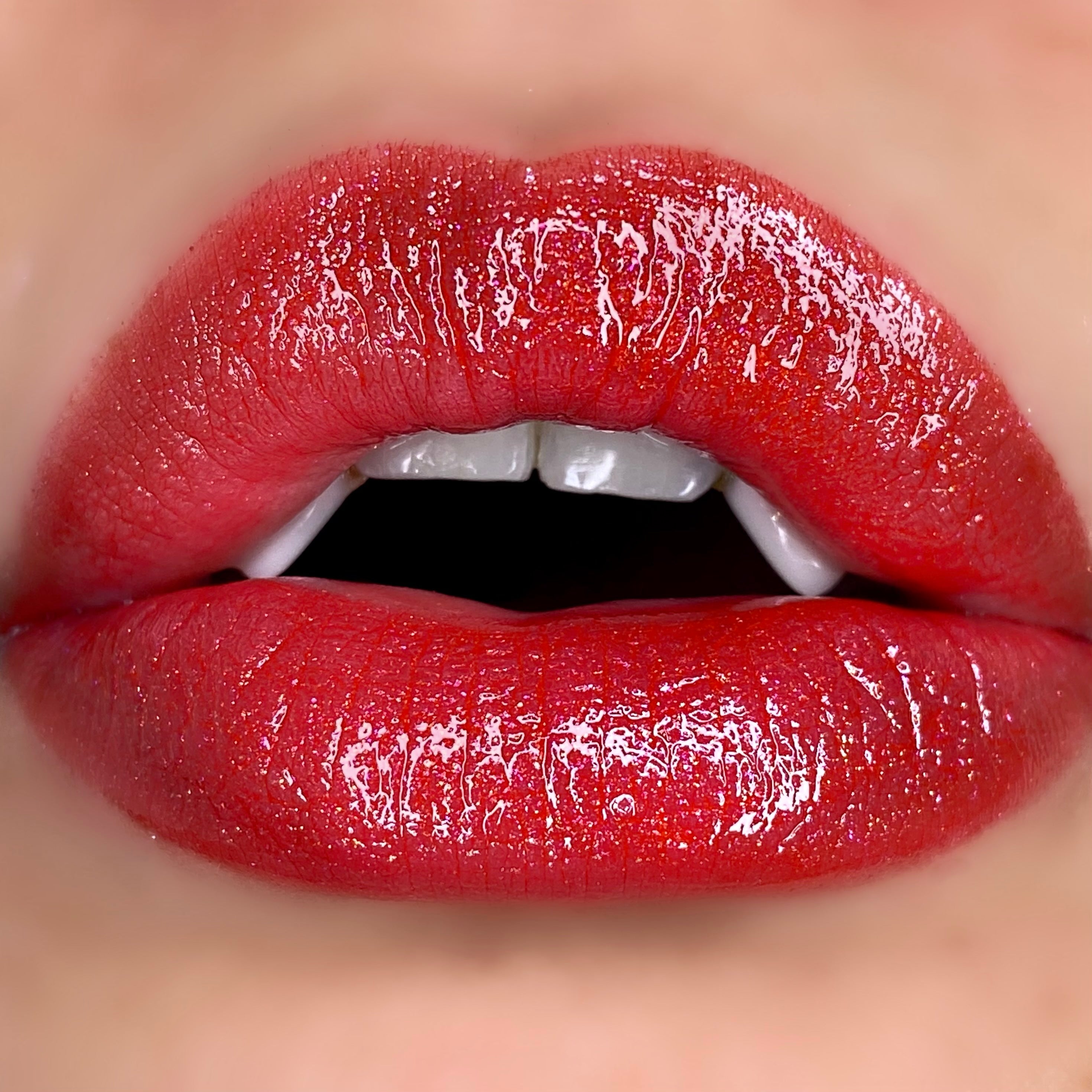 Shimmer Lip Gloss Potion - Krampus – Halloween-Emporium